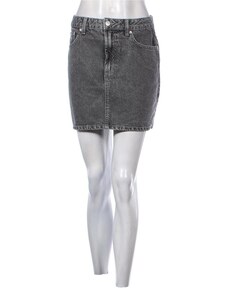 ASOS | Η μεγαλύτερη ποικιλία προϊόντων σε ένα μέρος - GLAMI.gr