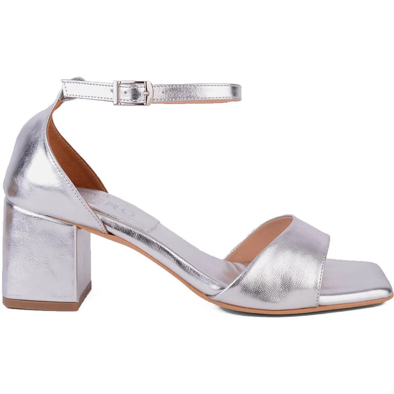 My way shoes Ασημί γυναικείο πέδιλο με μπαρέτα - GLAMI.gr