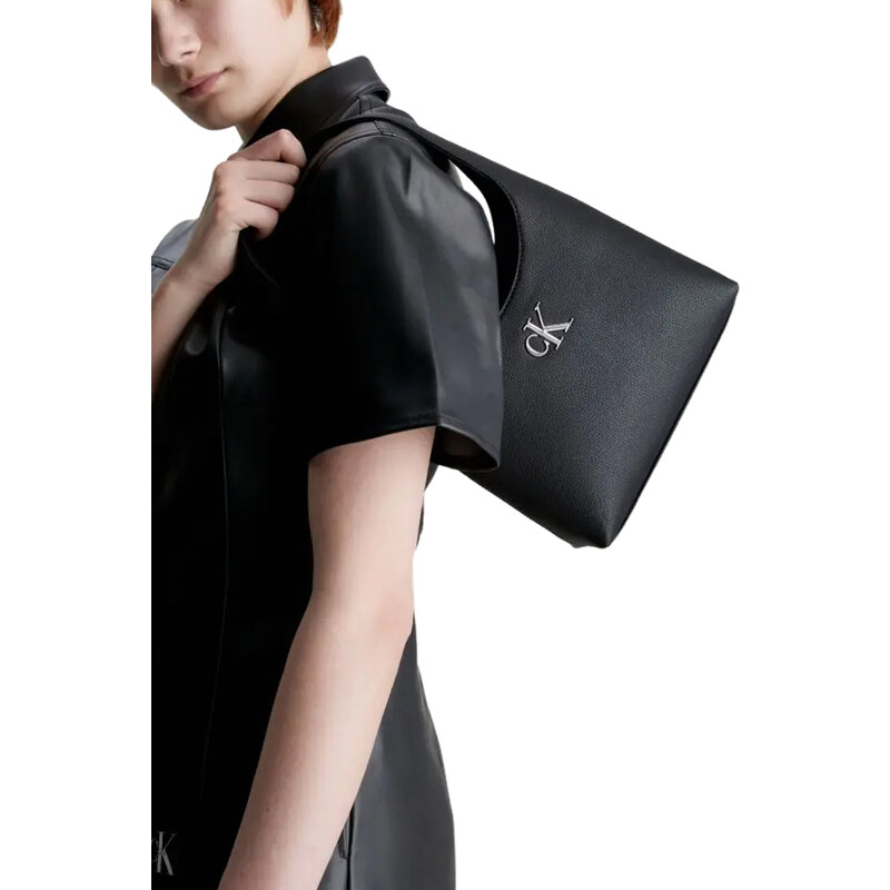 CALVIN KLEIN ΤΣΑΝΤΑ ΩΜΟΥ ΓΥΝΑΙΚEIA K60K610843-BDS - GLAMI.gr