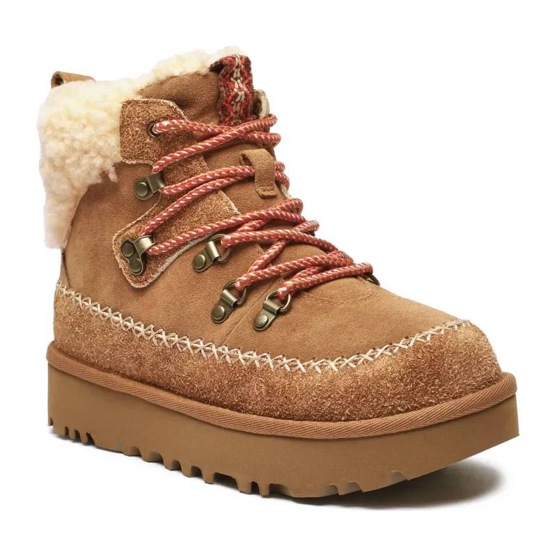 UGG Δερμάτινα μποτες χιονιού CLASSIC ALPINE - GLAMI.gr